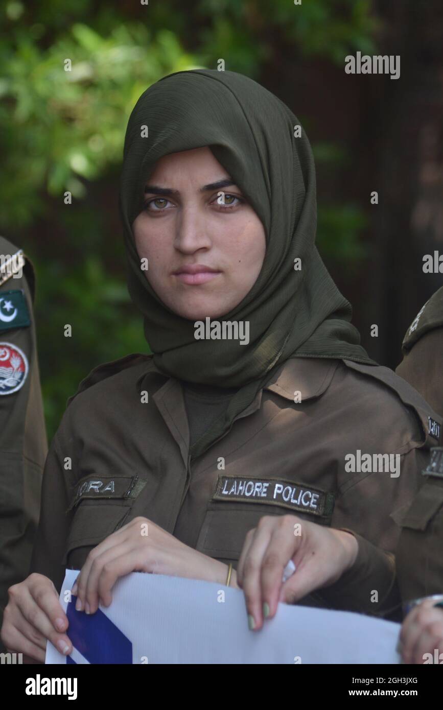Pakistani Police Women