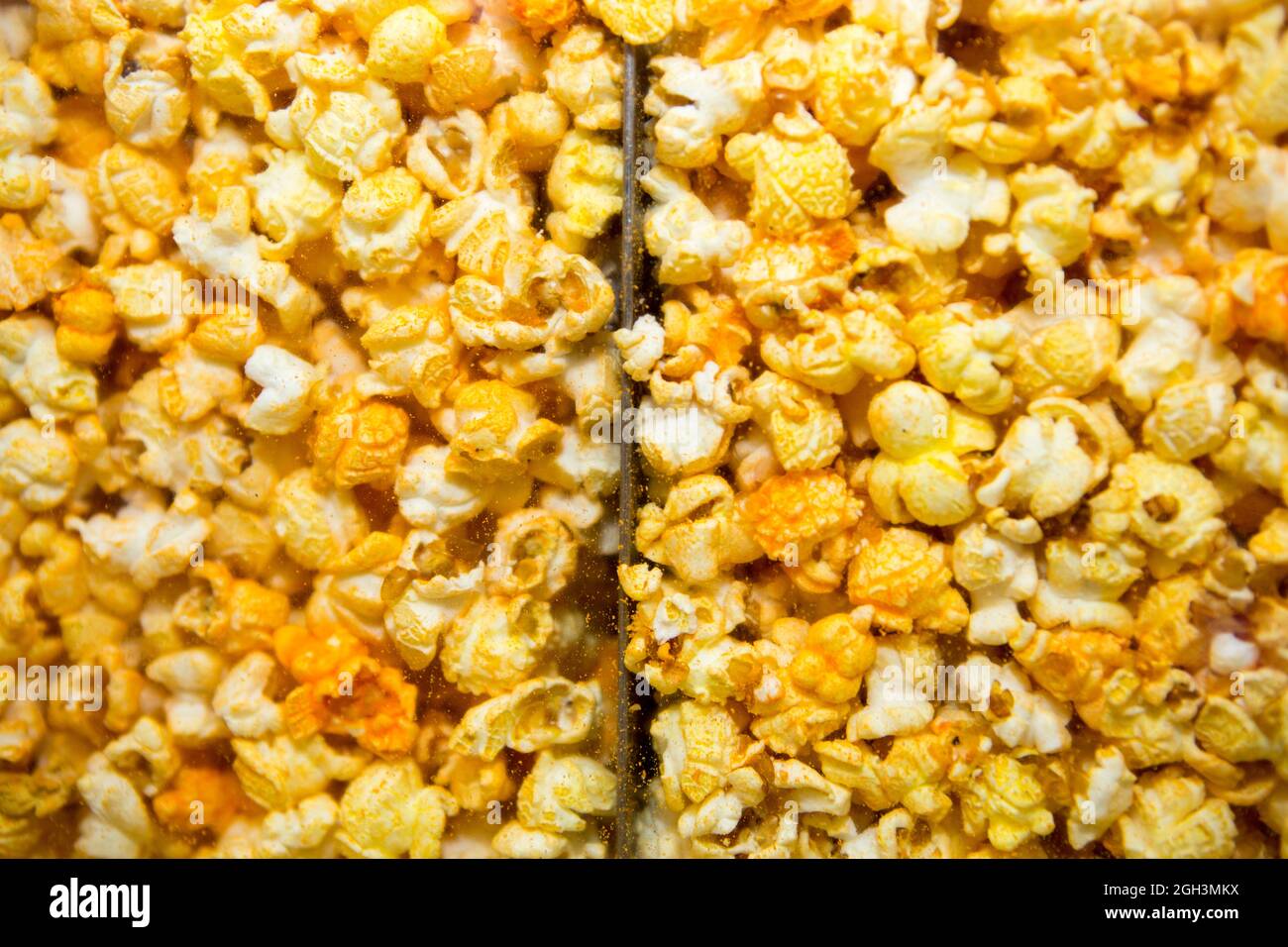 Closeup popcorn hi-res stock photography and images - Alamy