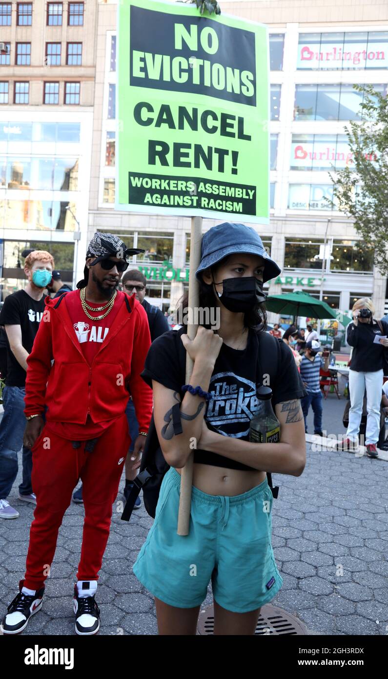 Rent evictions hi-res stock photography and images - Alamy