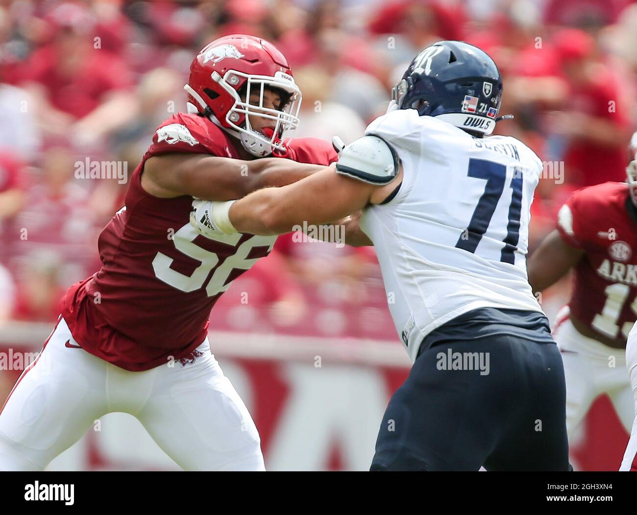 September 4, 2021: Arkansas defensive lineman Zach Williams #56 works ...