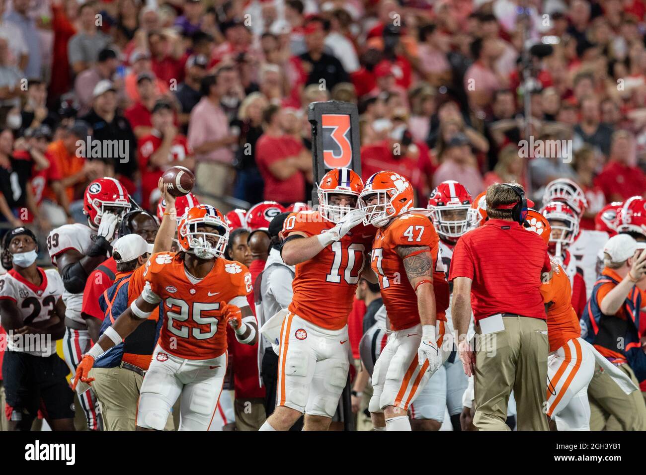 Baylon spector football hi-res stock photography and images - Alamy