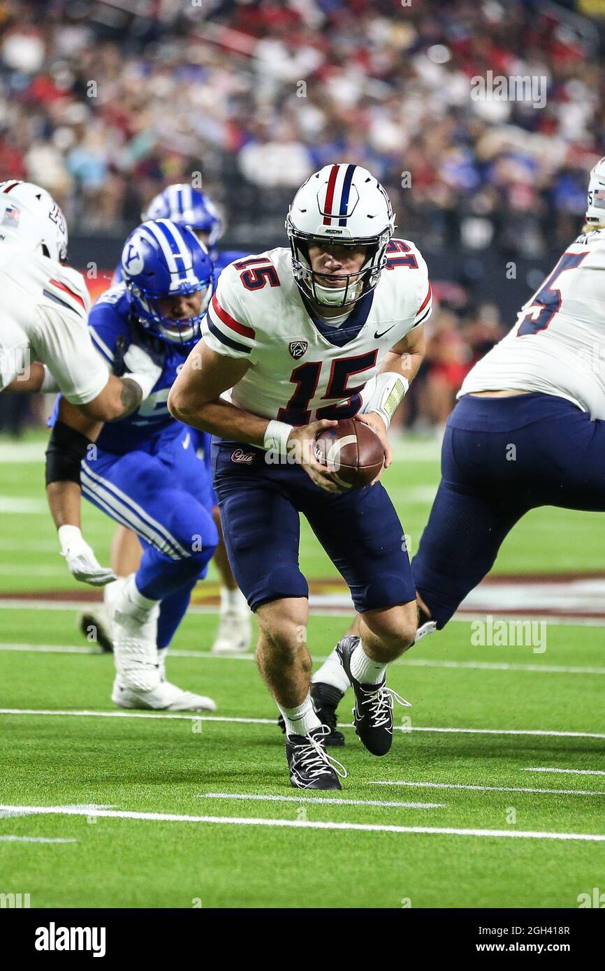 Halftime. 04th Sep, 2021. Arizona Wildcats quarterback Will Plummer (15 ...