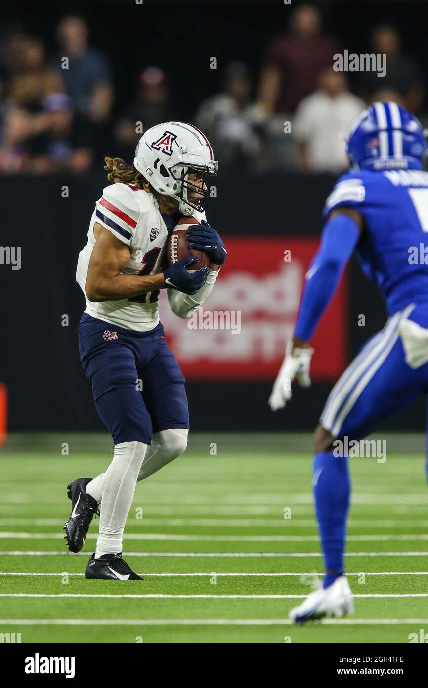 Halftime. 04th Sep, 2021. Arizona Wildcats wide receiver Tayvian ...