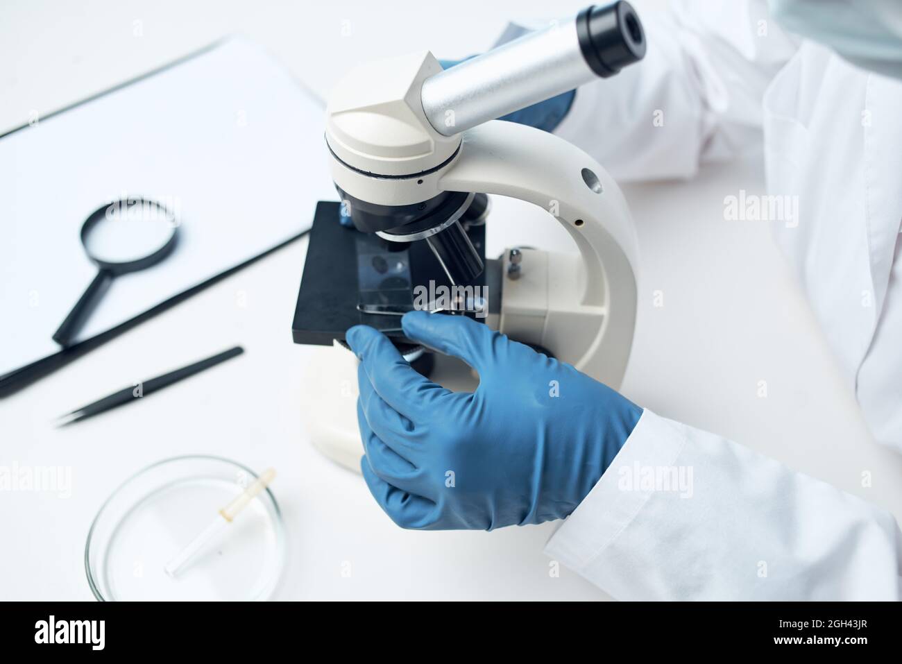 microscope laboratory research diagnostics microbiology Stock Photo - Alamy