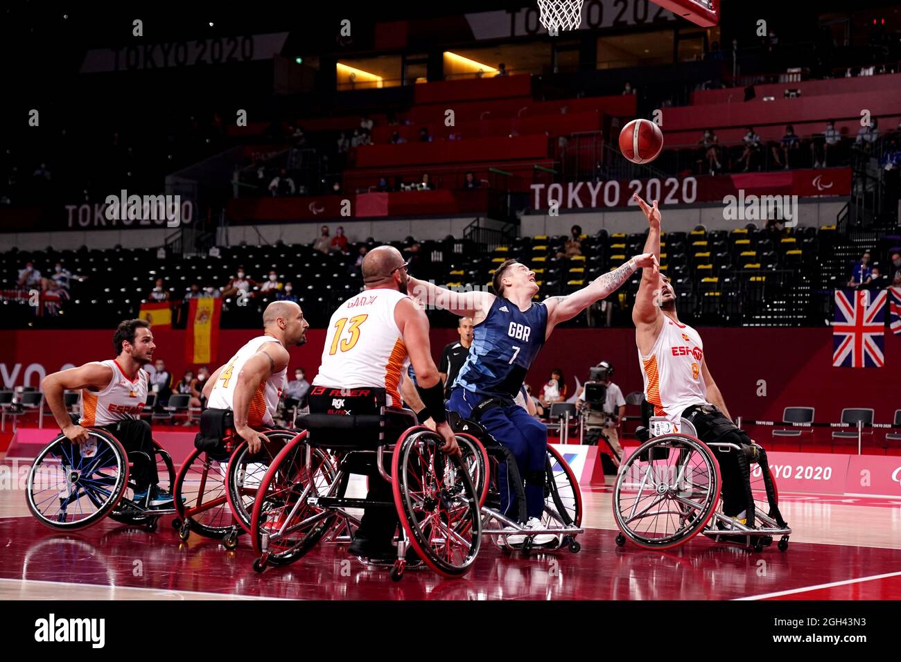 Great Britain's Terry Bywater stretches to reach the ball ahead of ...