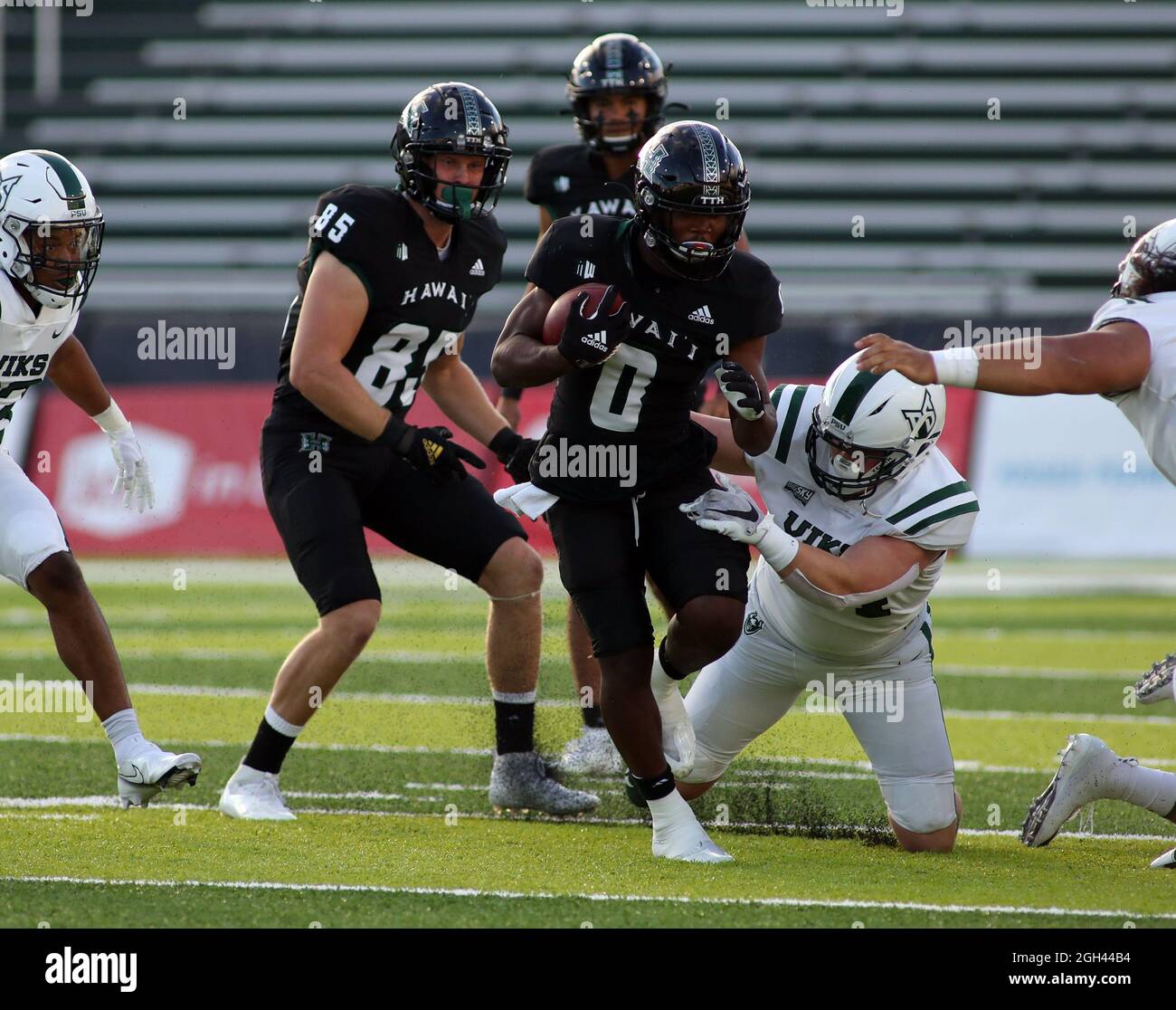 September 4, 2021 - Hawaii Rainbow Warriors running back Dae Dae Hunter ...