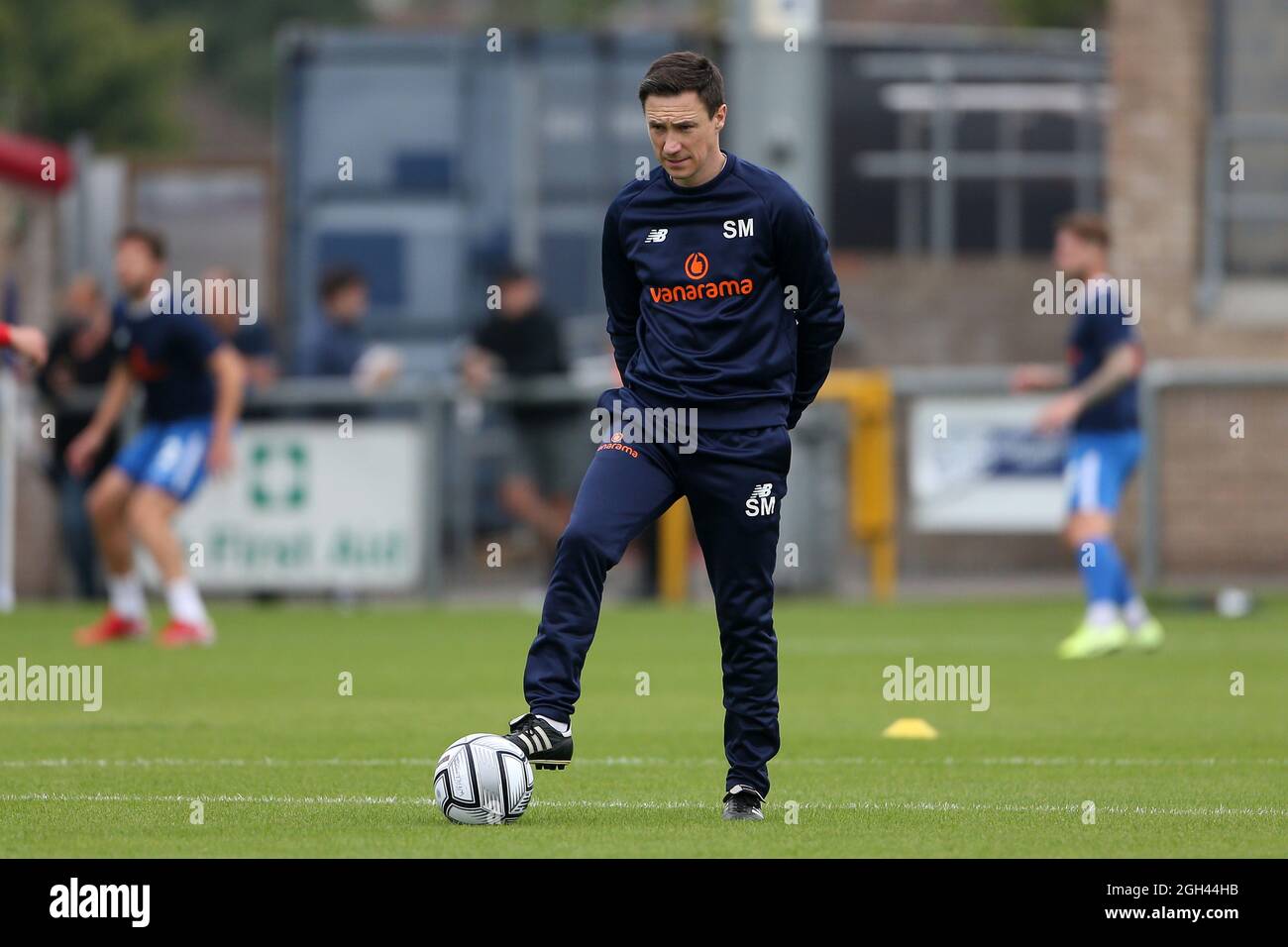 Wealdstone manager Stuart Maynard during Dagenham & Redbridge vs ...