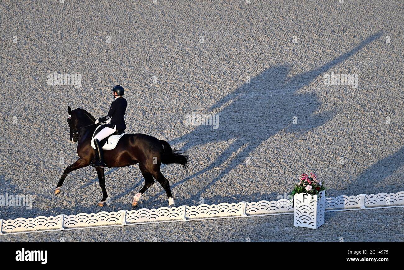 Tokyo paralympic dressage hi-res stock photography and images - Alamy