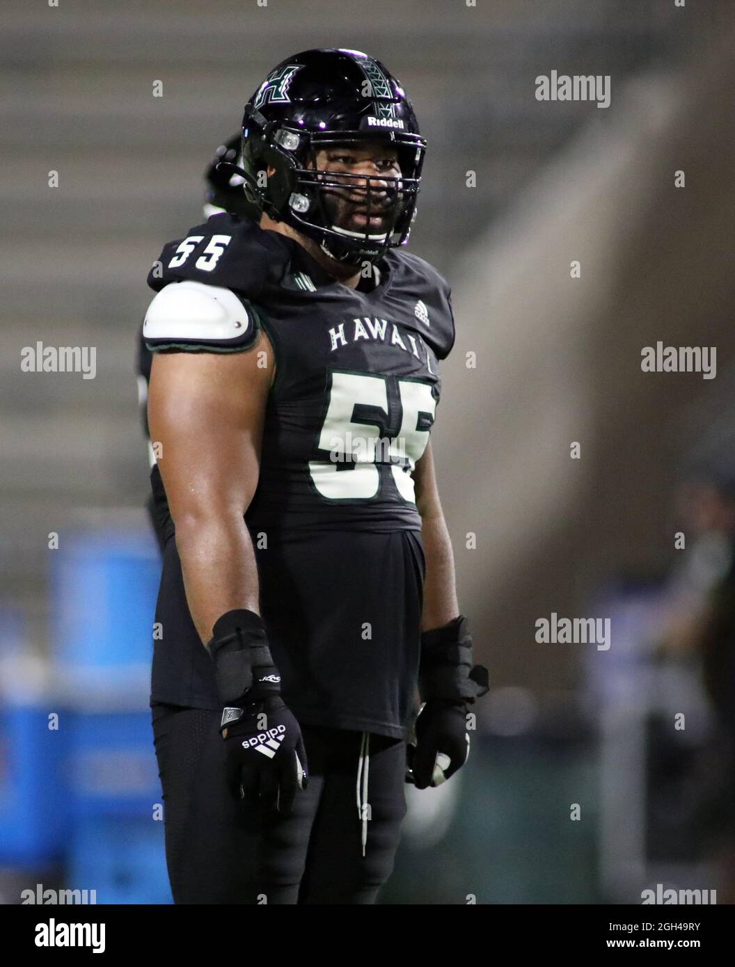 September 4, 2021 - Hawaii Rainbow Warriors defensive lineman Blessman ...
