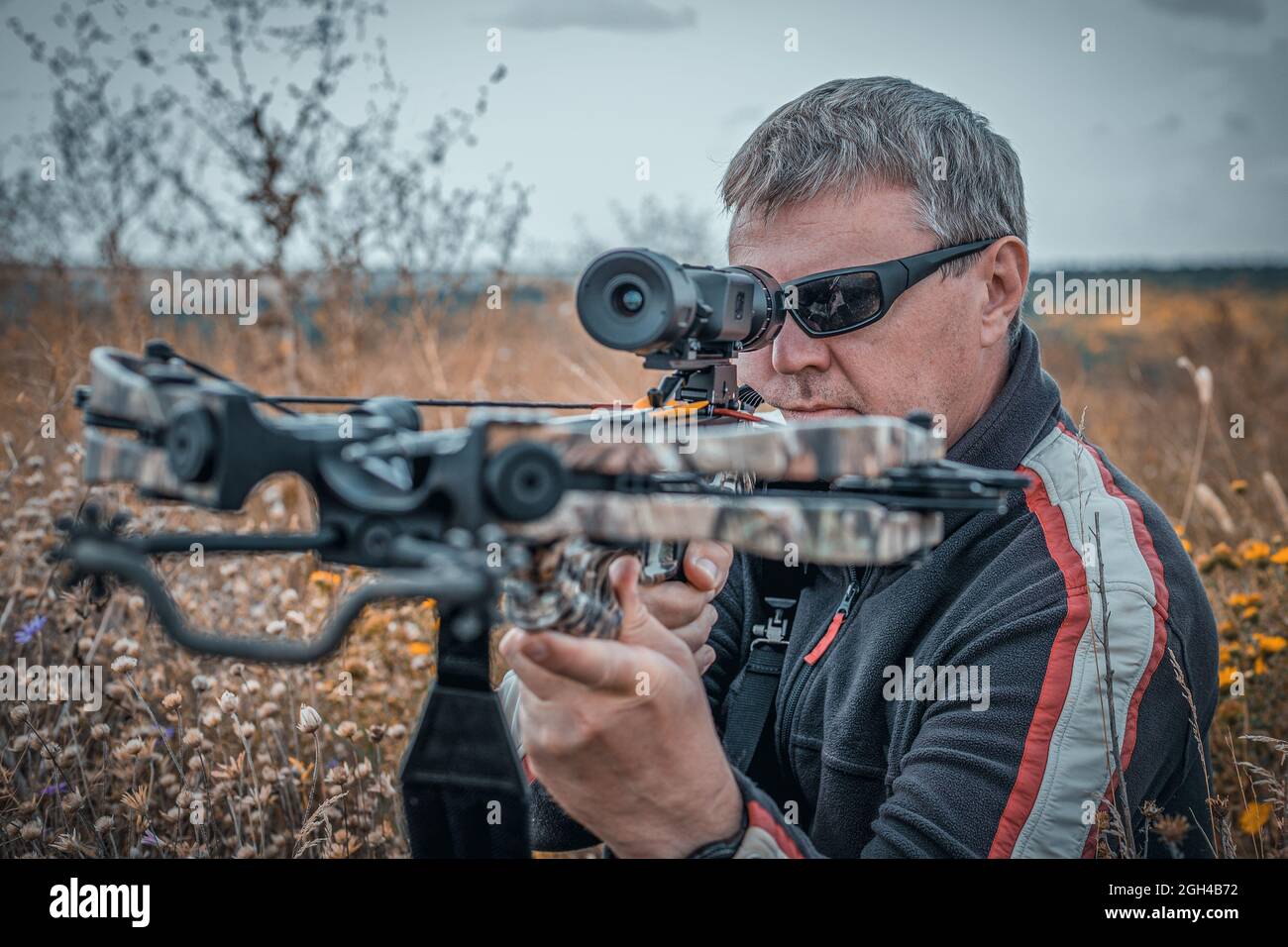 Crossbow shooter hi-res stock photography and images - Alamy
