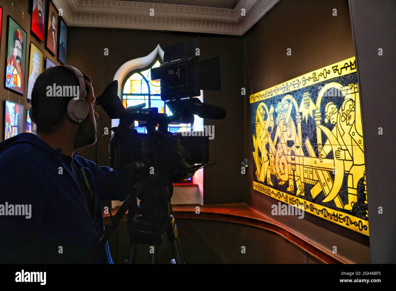 Non Exclusive: ODESA, UKRAINE - SEPTEMBER 3, 2021 - The Hands of ...