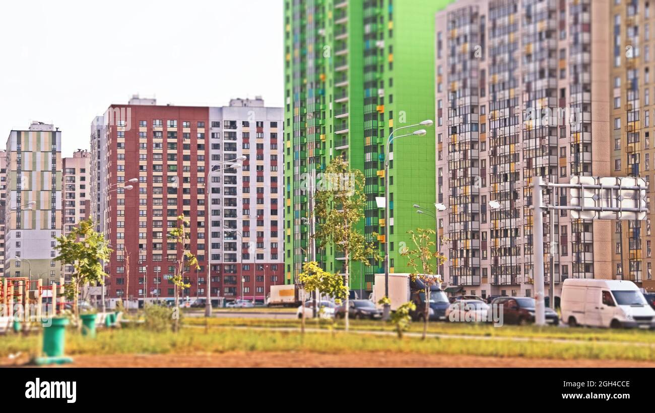 Modern buildings in new area hi-res stock photography and images - Alamy
