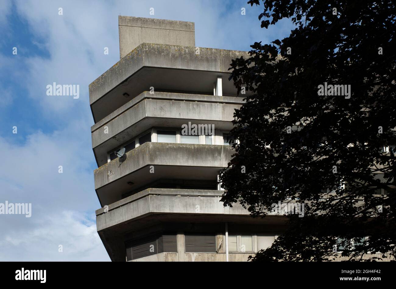 Brutalist architecture at Wyndham Court Southampton by Lyons Israel ...