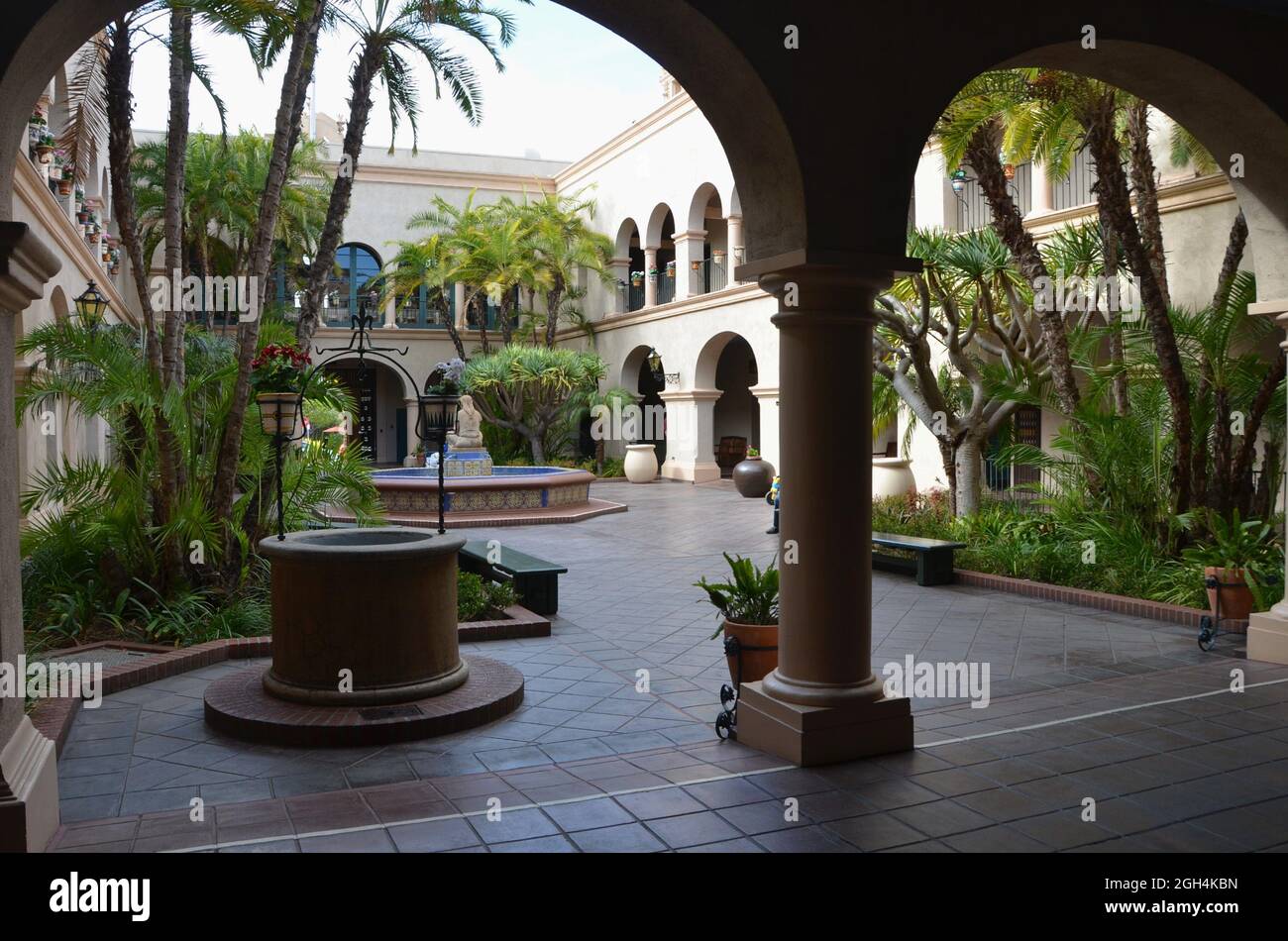 Scenic view of Spanish Colonial style shops and restaurants at the El ...