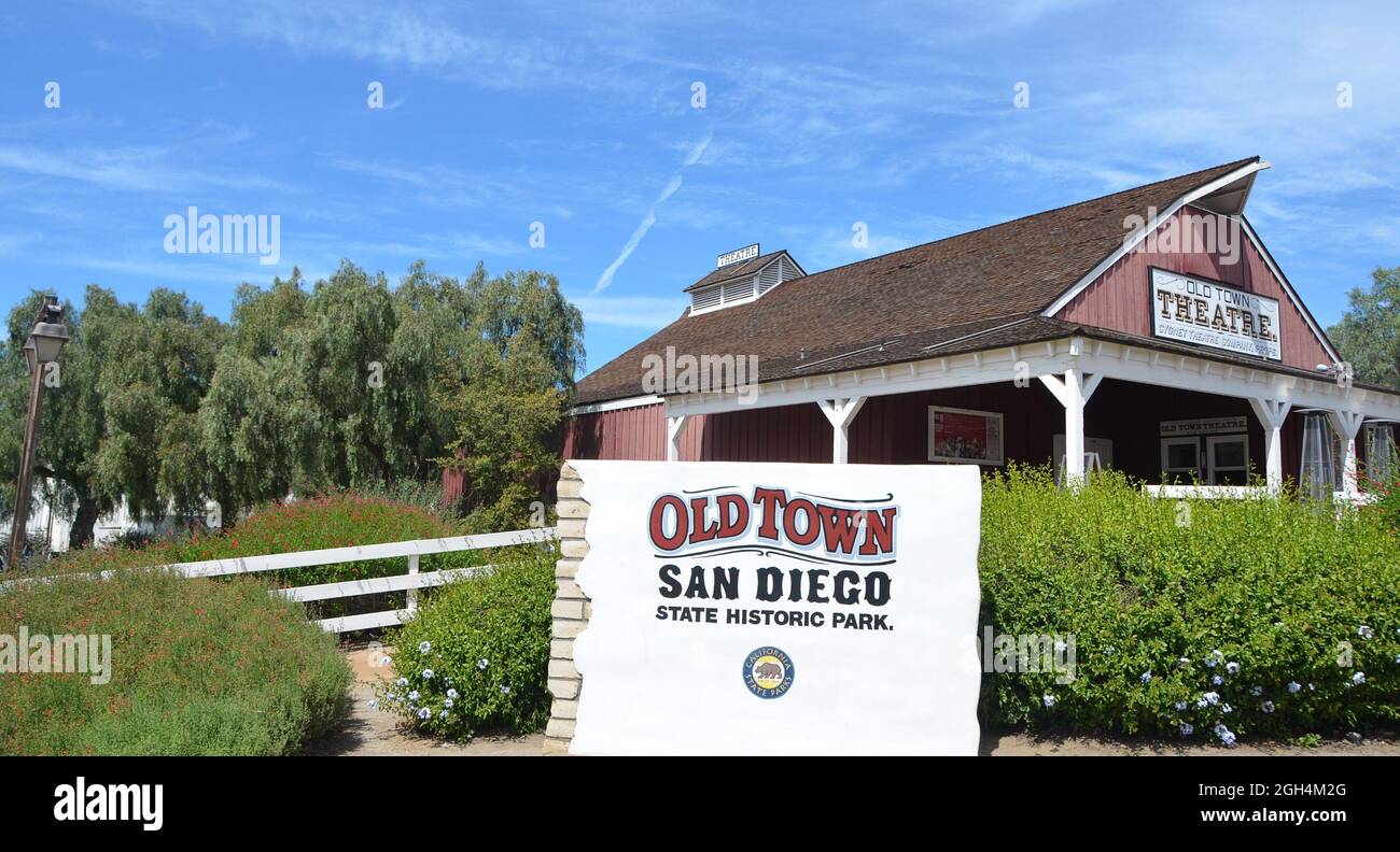 Cygnet theatre hi-res stock photography and images - Alamy