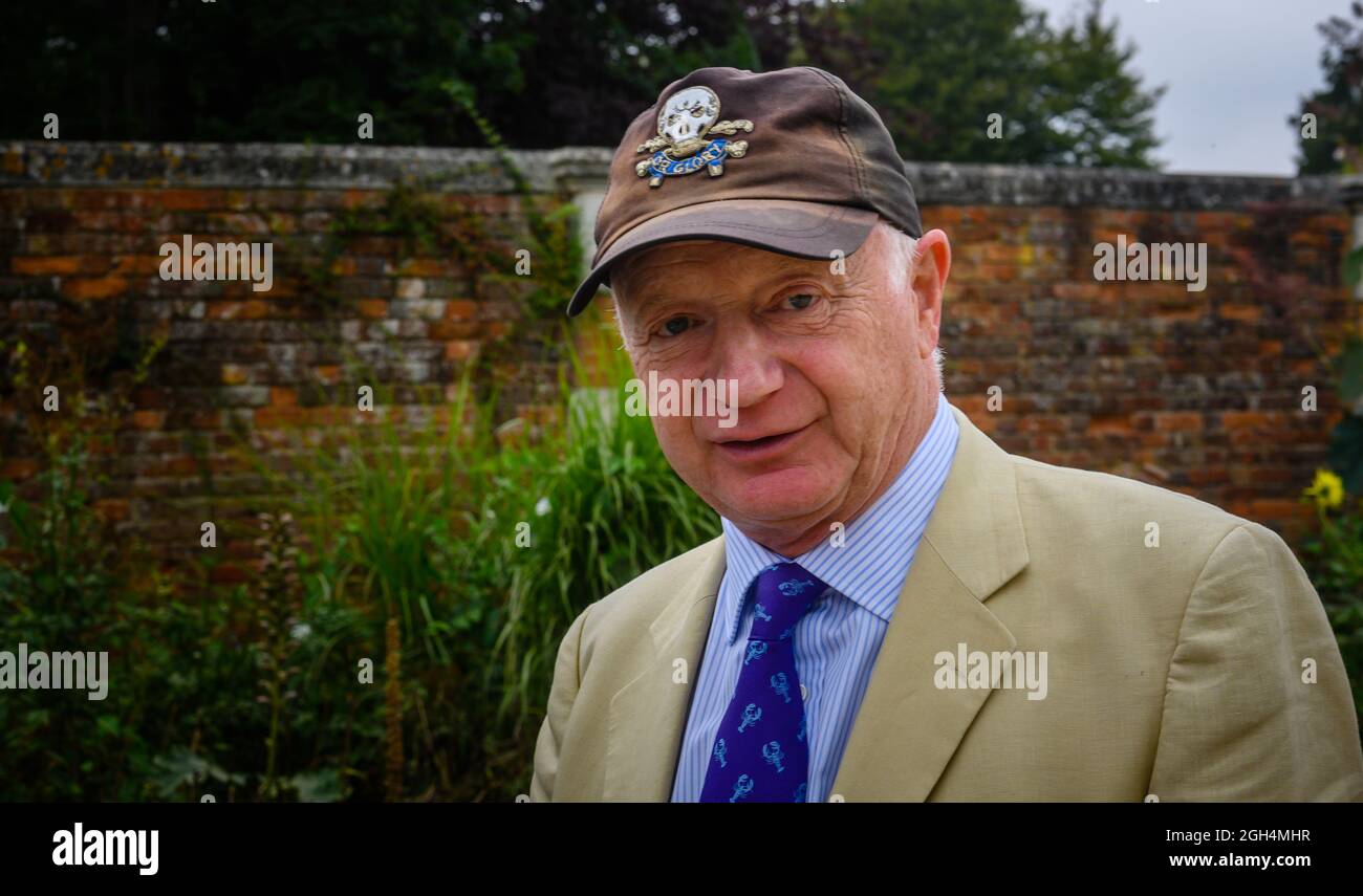 Stuart Leasor with his classic Jaguar SS100 JL50 at the Concours of ...