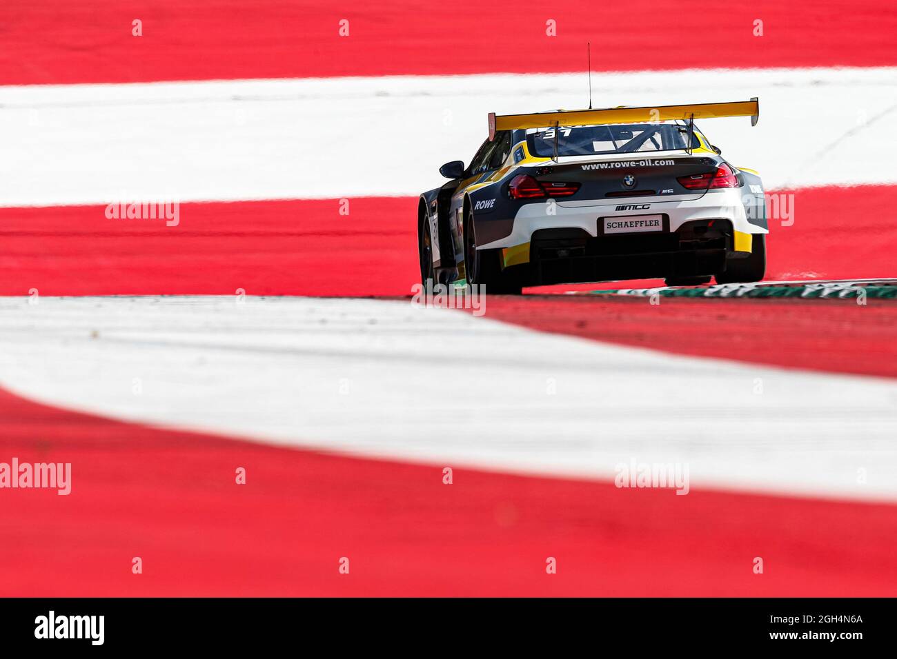 Spielberg: DTM Red Bull Ring 2021, (Photo by Hoch Zwei) 31 Sheldon van ...