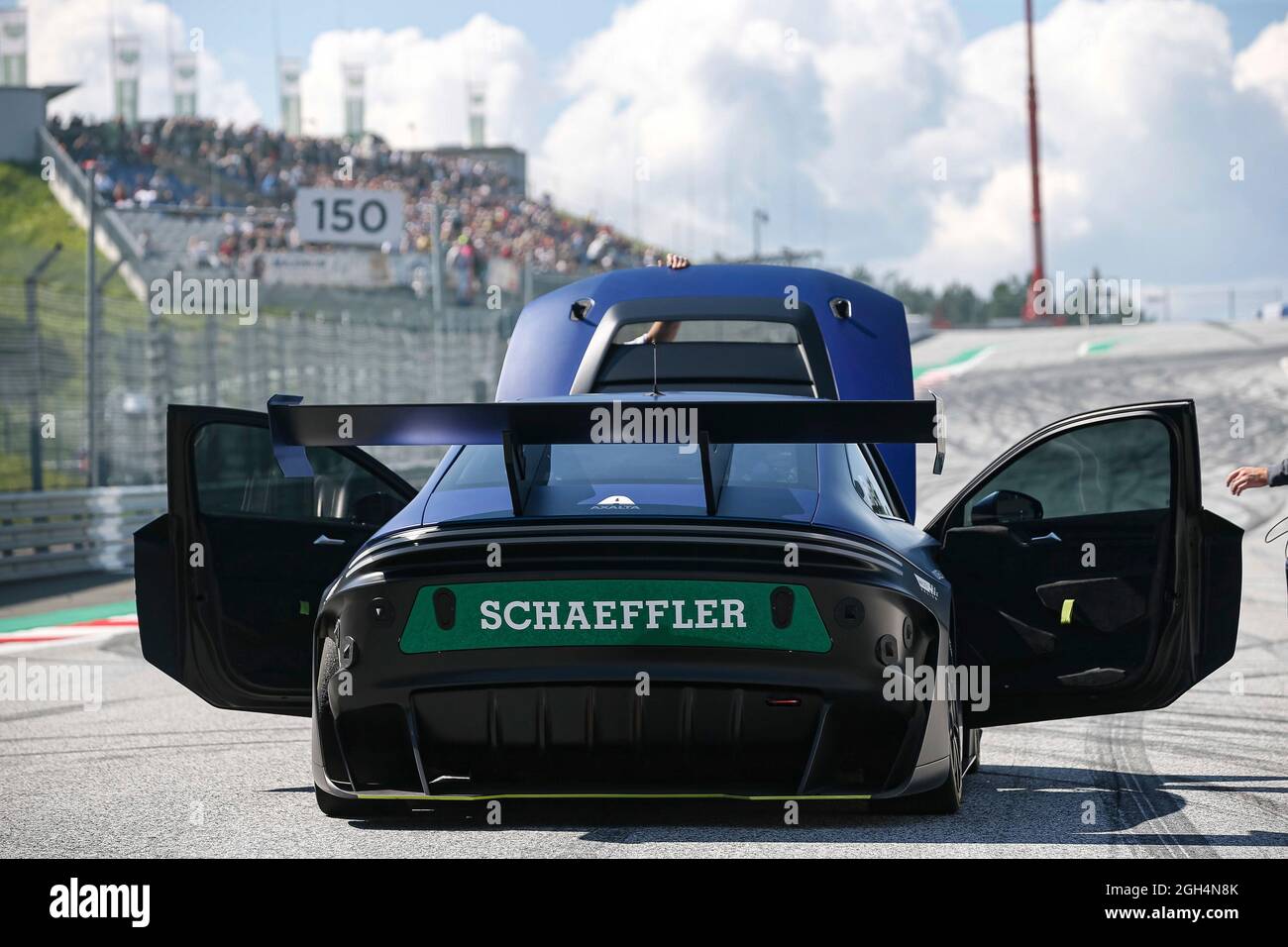 Spielberg: DTM Red Bull Ring 2021, (Photo by Hoch Zwei) Schaeffler DTM ...