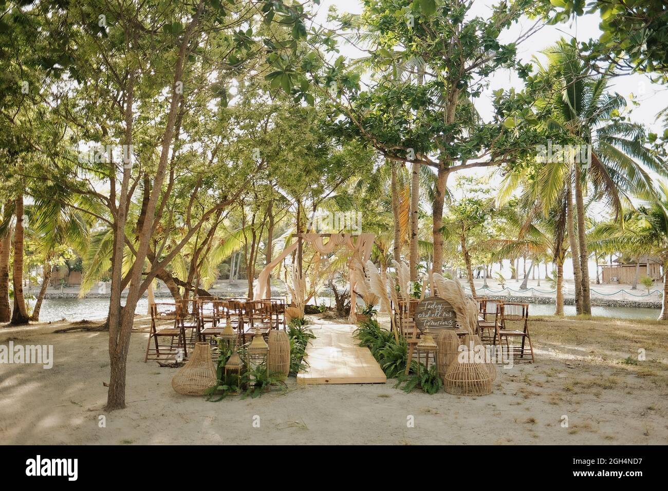 wedding reception, rustic setup Stock Photo - Alamy