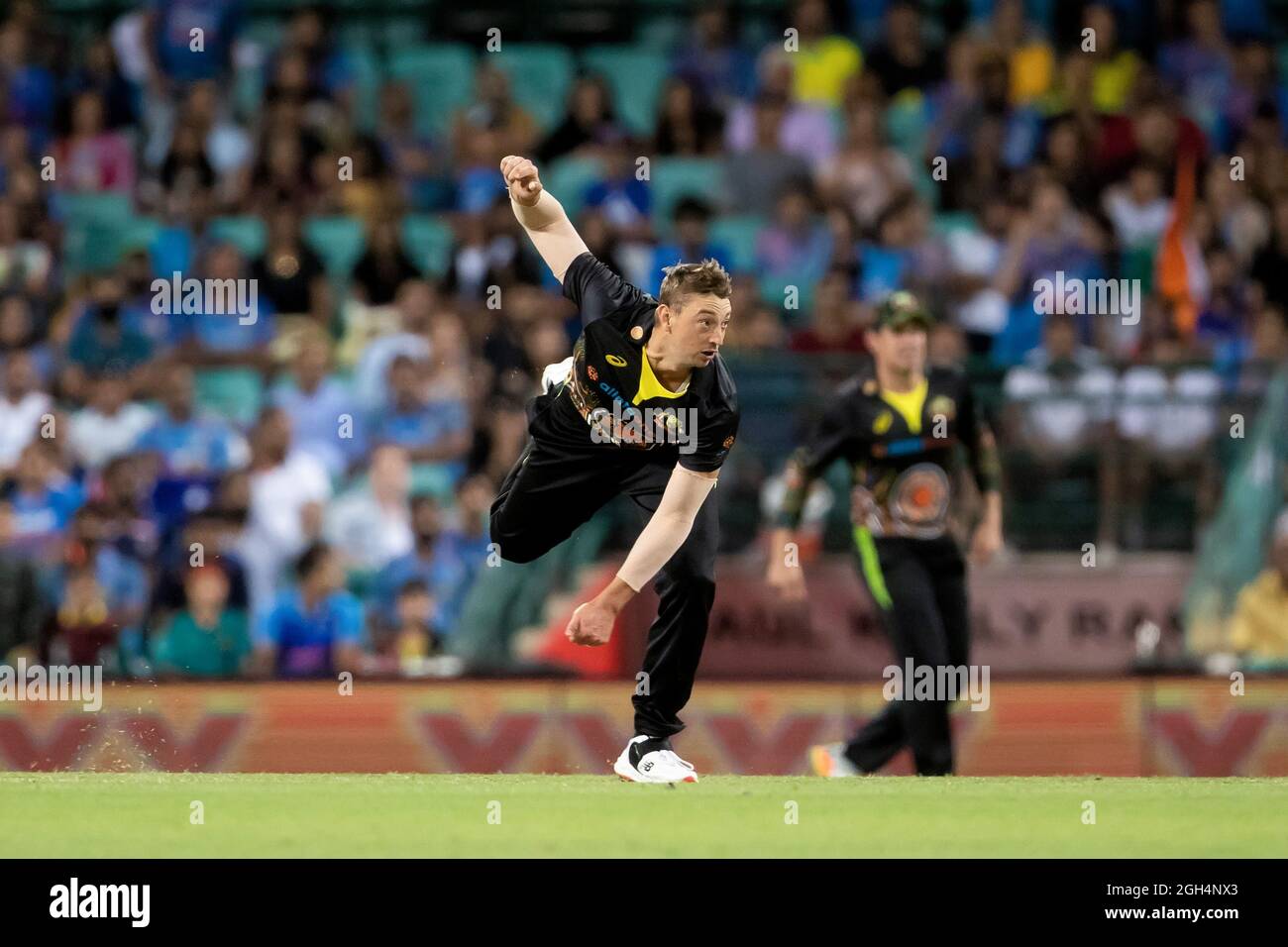 Sydney, Australia, 6 December, 2020. Daniel Sams of Australia bowls ...