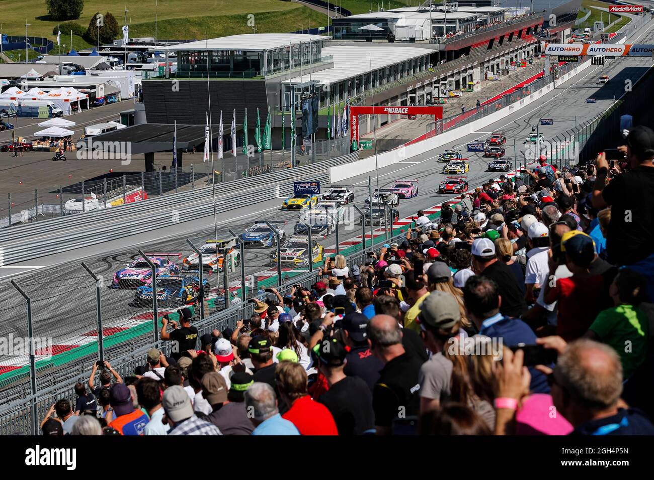 Spielberg: DTM Red Bull Ring 2021, (Photo by Hoch Zwei) Start of the ...