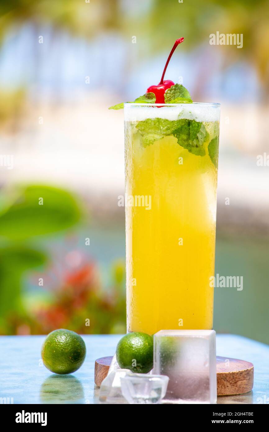 Calamansi juice hi-res stock photography and images - Alamy