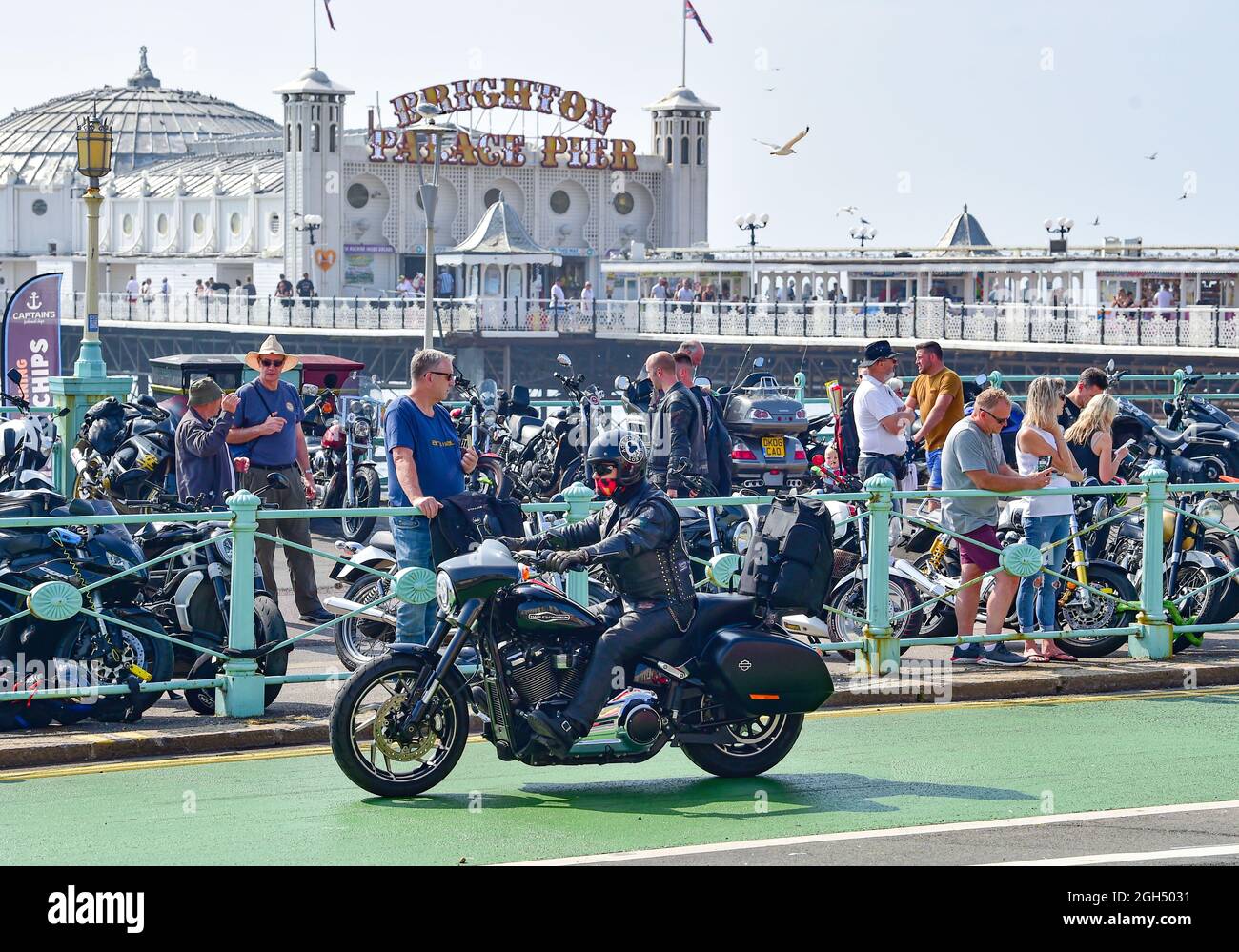 London world bike ride hi-res stock photography and images - Alamy