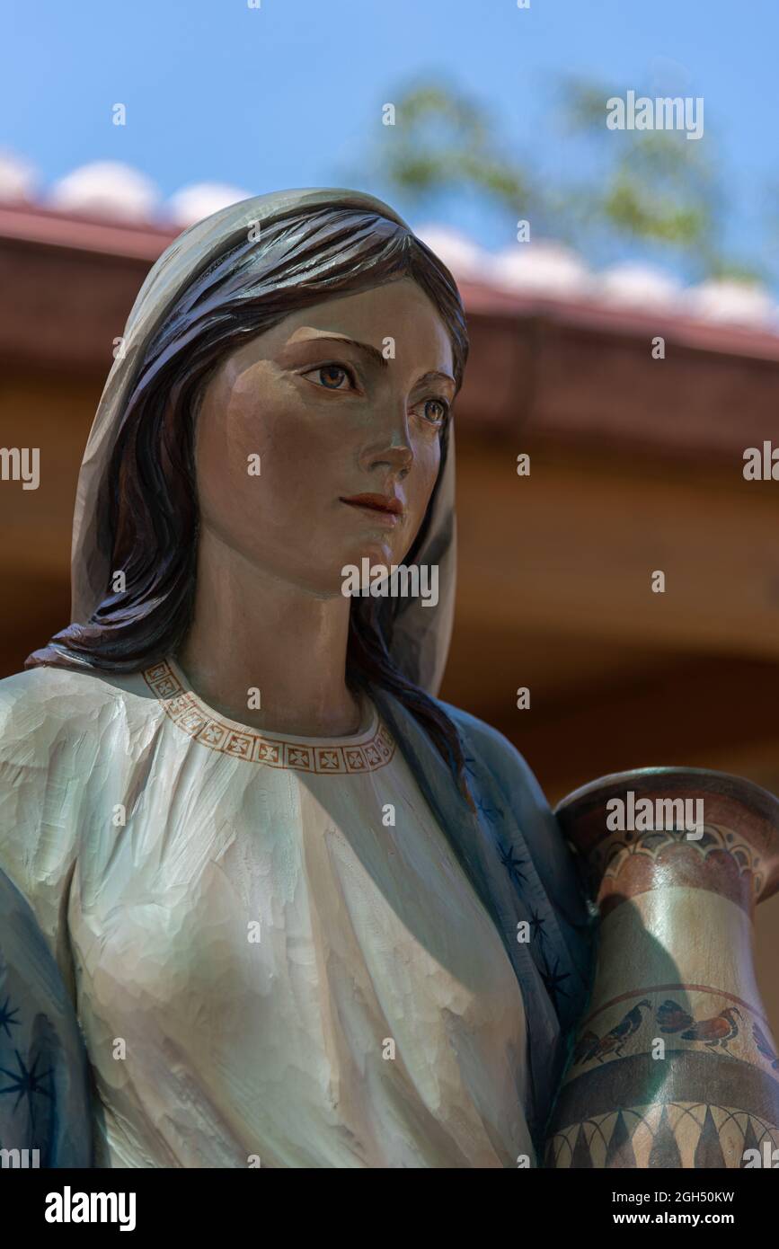 Looking into the face of mary hi-res stock photography and images - Alamy