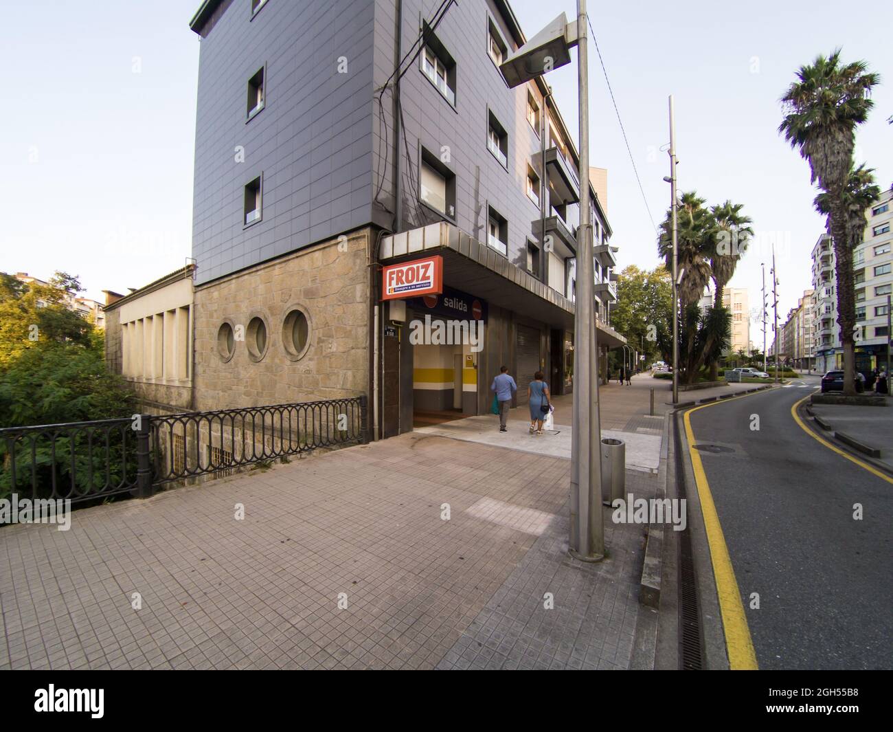 Shopping mall vigo hi-res stock photography and images - Alamy