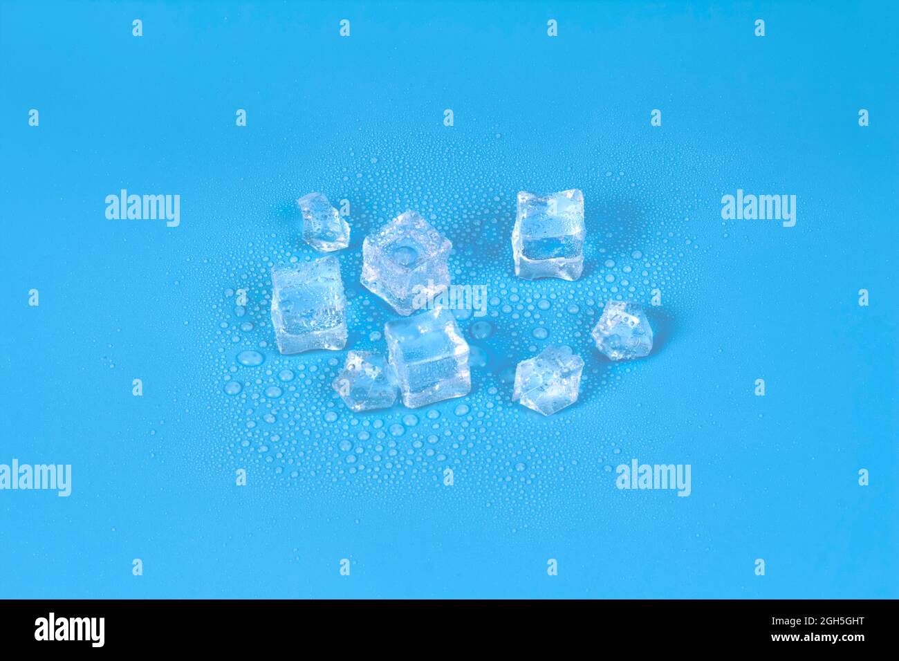 Blue crystal shards hi-res stock photography and images - Alamy