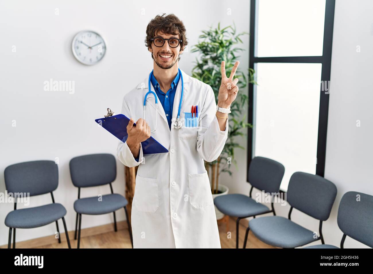 Waiting room clinic number hi-res stock photography and images - Alamy