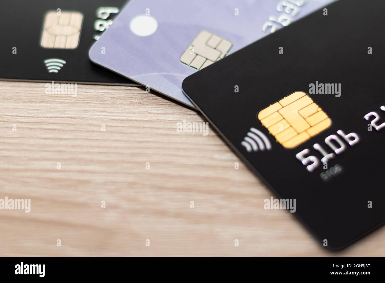 Different credit cards hi-res stock photography and images - Alamy