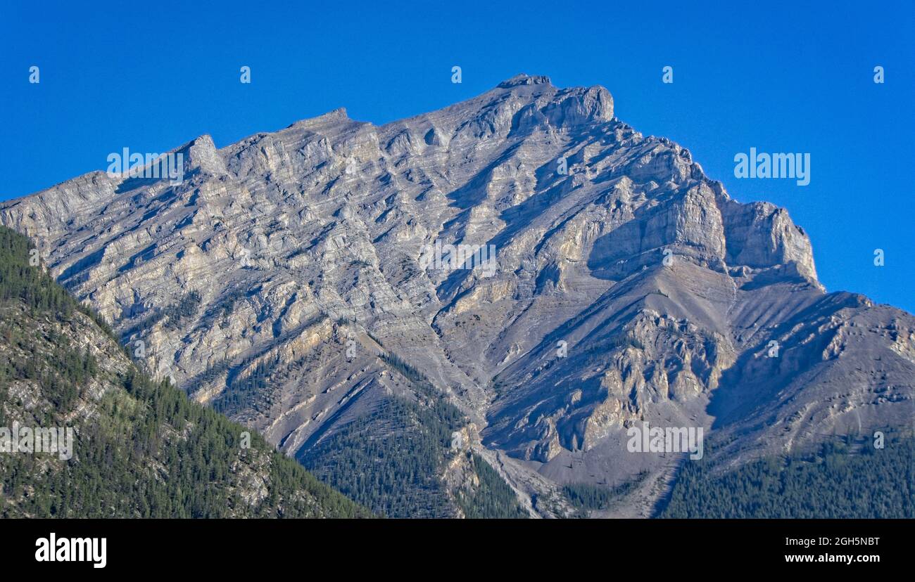 HDR Cascade Mountain Banff Alberta Stock Photo - Alamy