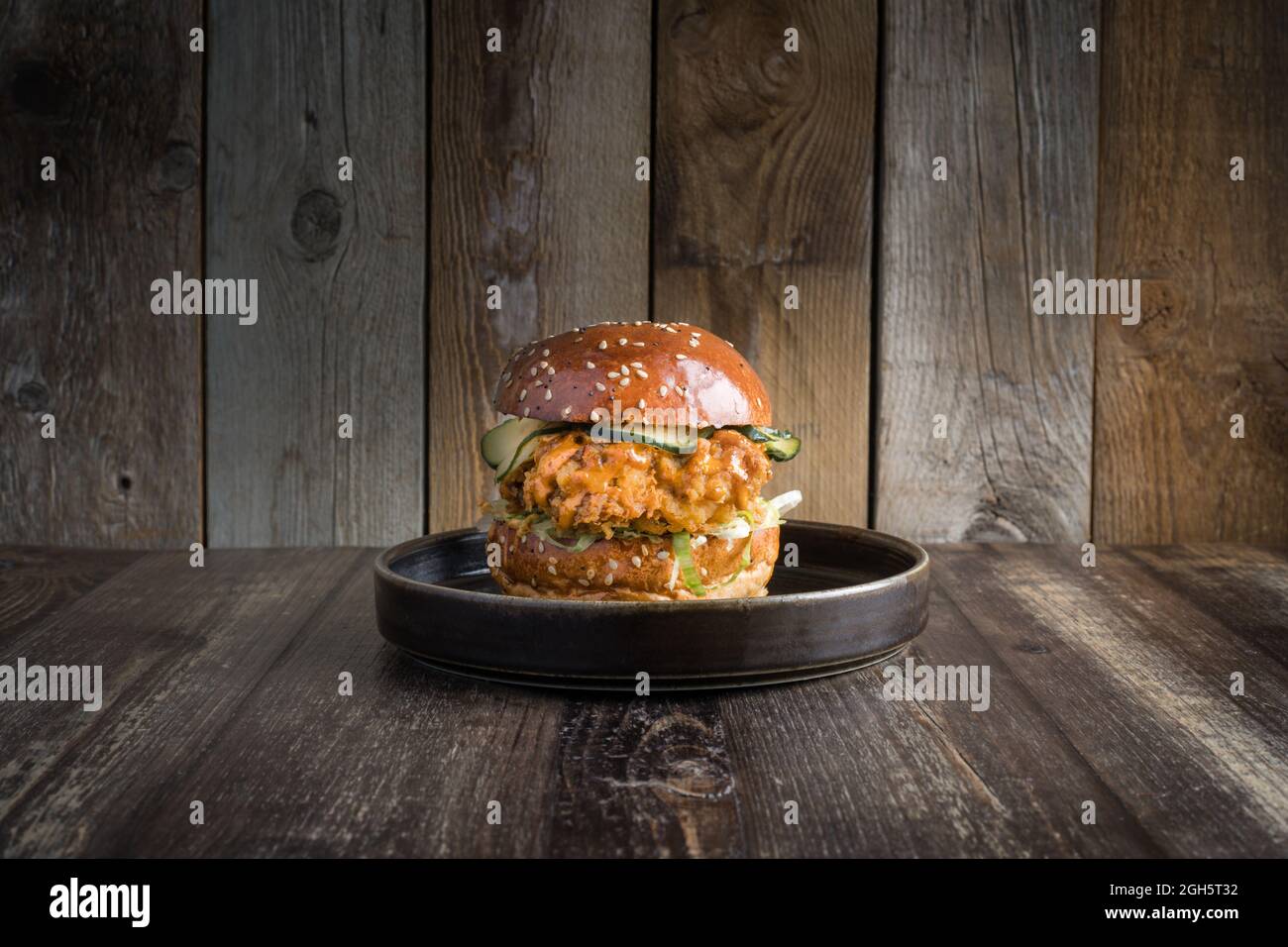 Crispy chicken burger recipe hi-res stock photography and images - Alamy
