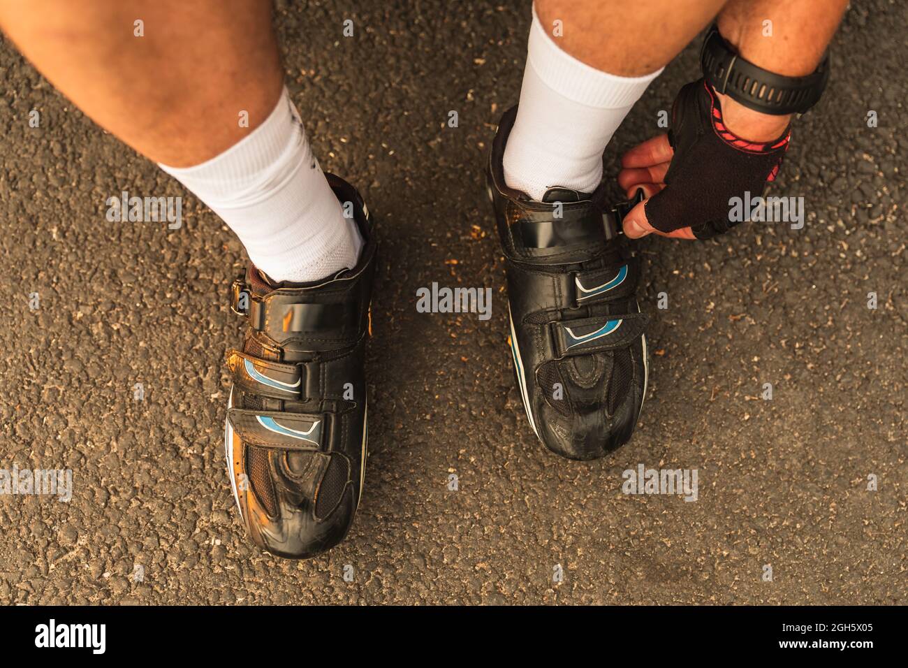 Taking off socks hi-res stock photography and images - Alamy