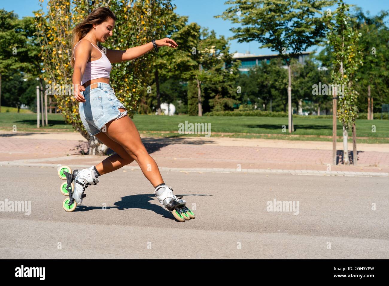 Rollerblade trick hi-res stock photography and images - Alamy