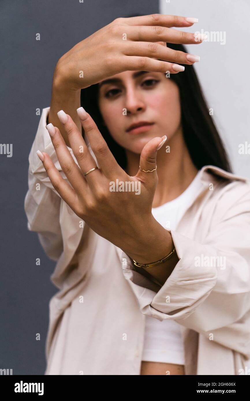 Dance woman reaching hi-res stock photography and images - Alamy