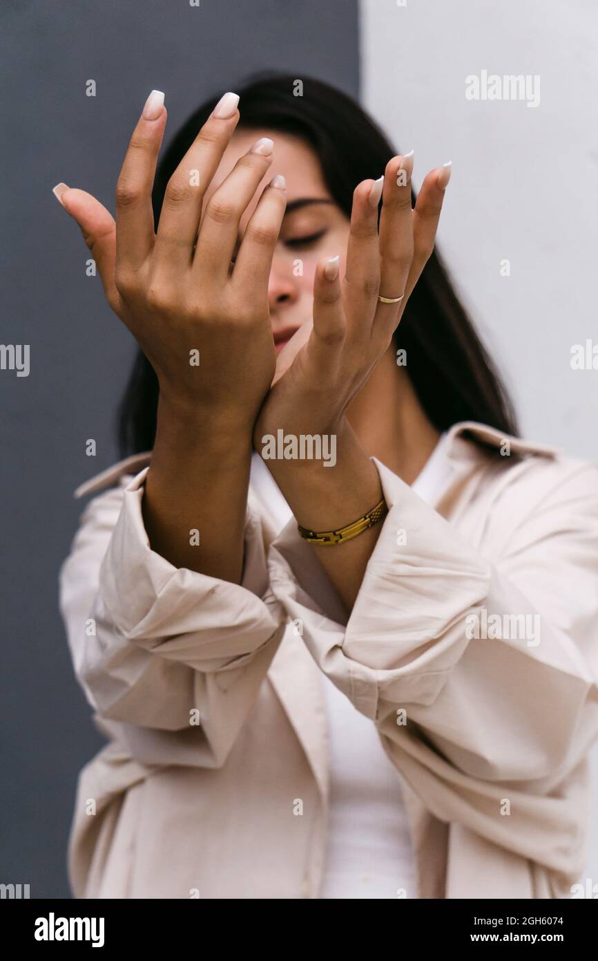 Reach reaching outstretch hi-res stock photography and images - Alamy