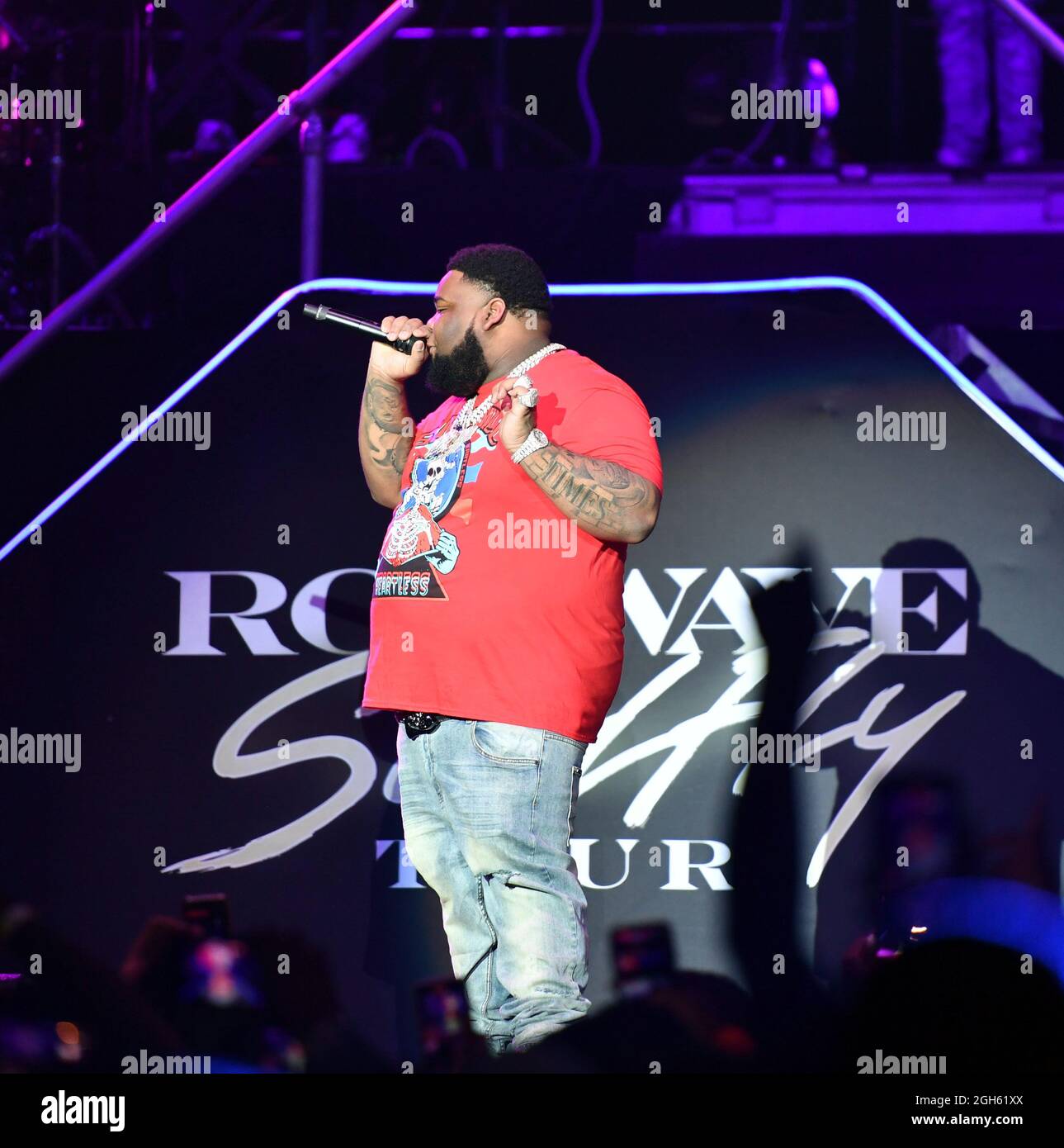 Rod wave hi-res stock photography and images - Alamy