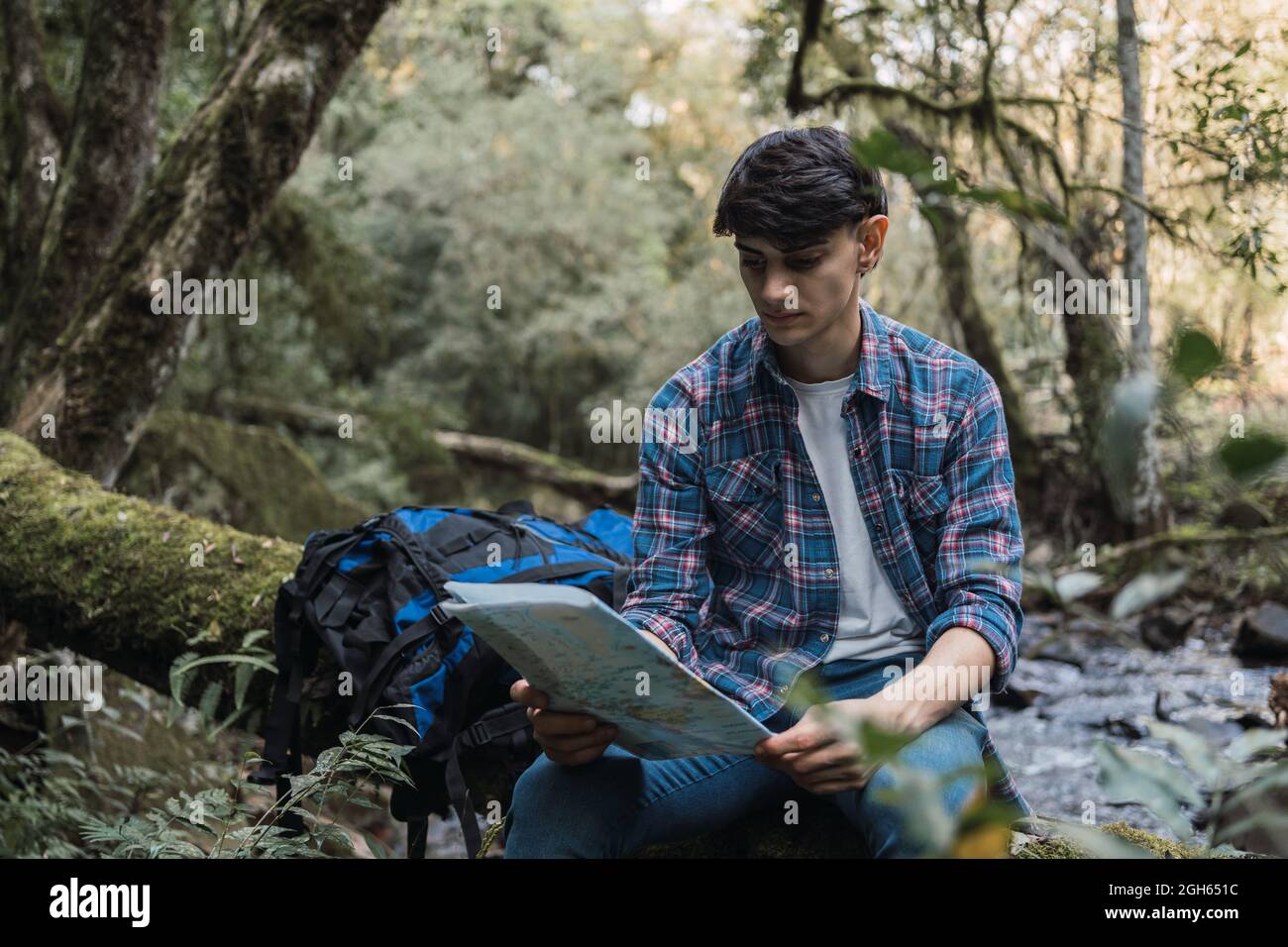 Lost jungle man hi-res stock photography and images - Alamy
