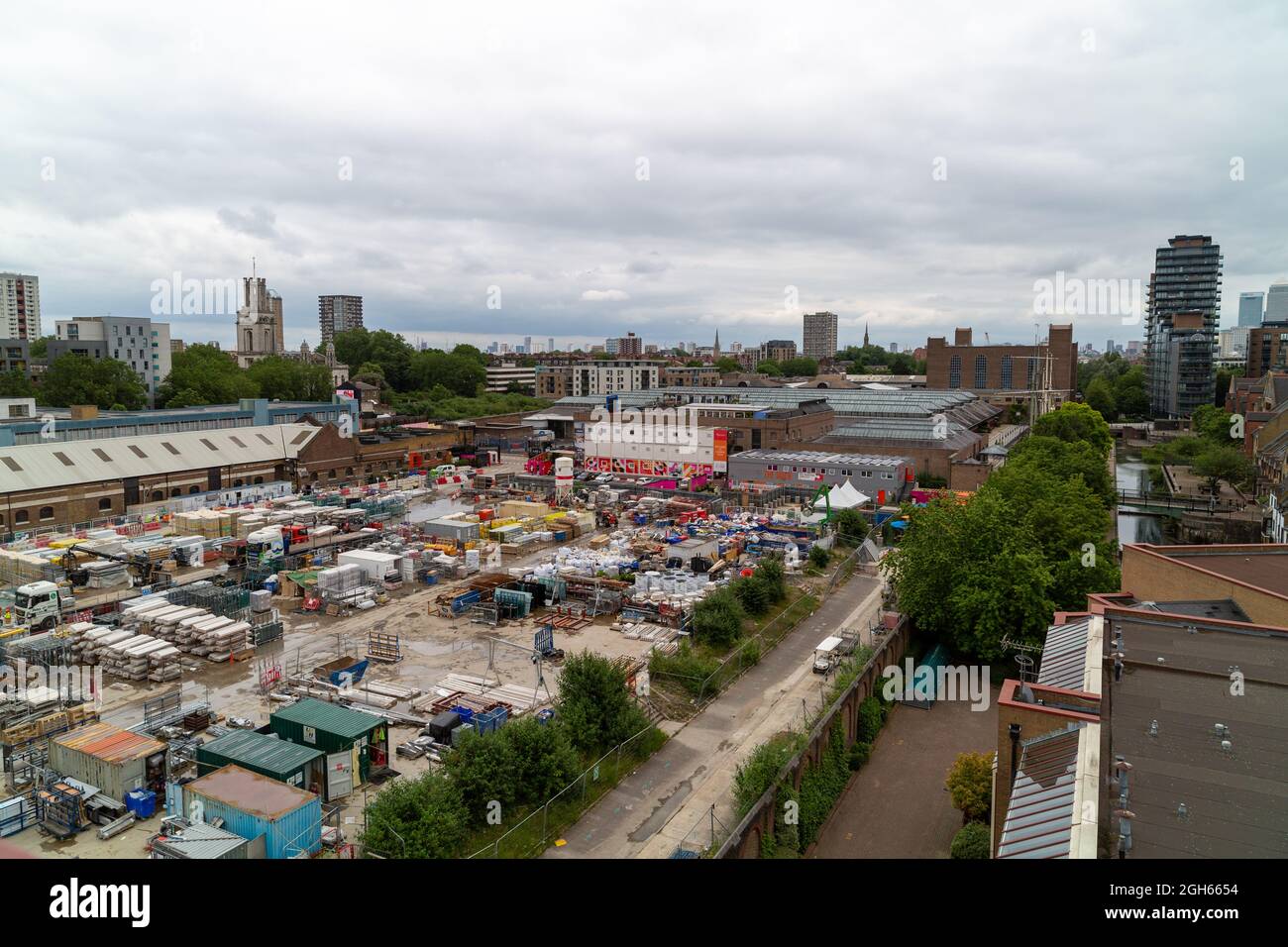 London Dock construction site Stock Photo - Alamy