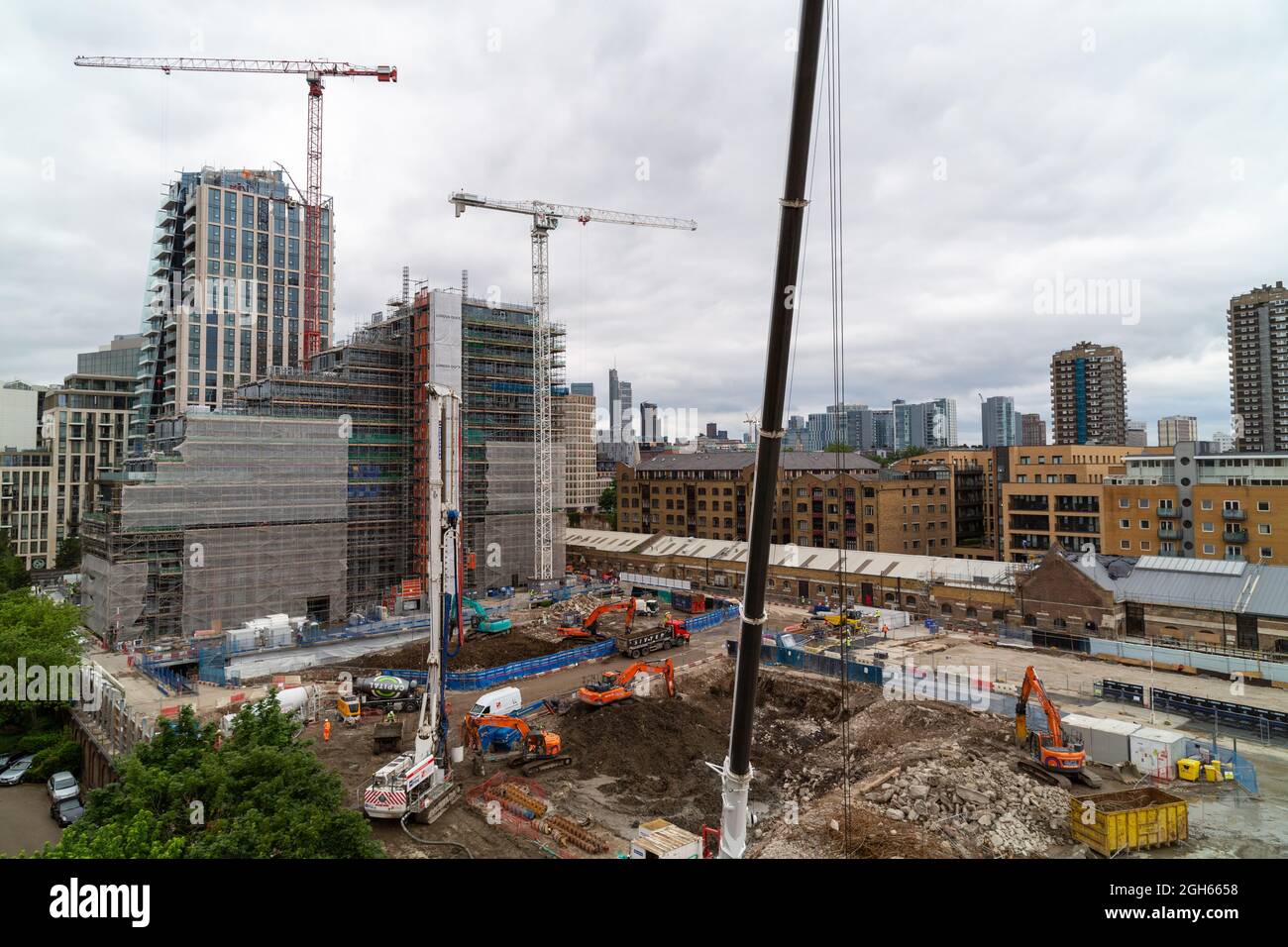 London Dock construction site Stock Photo - Alamy