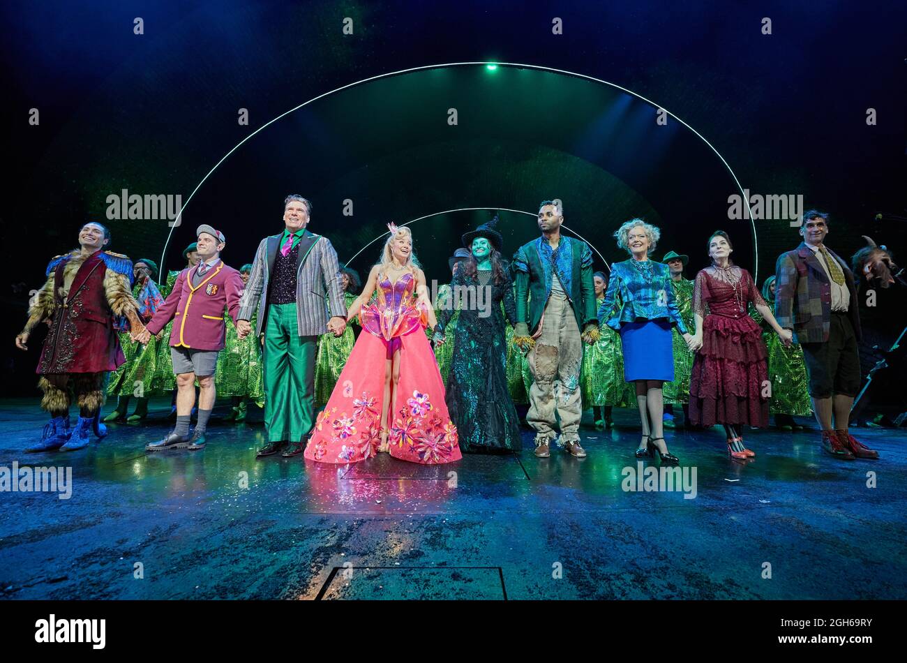 Wicked musical hi-res stock photography and images - Alamy