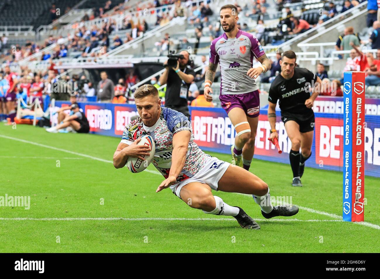 Matty russell rugby hi-res stock photography and images - Alamy