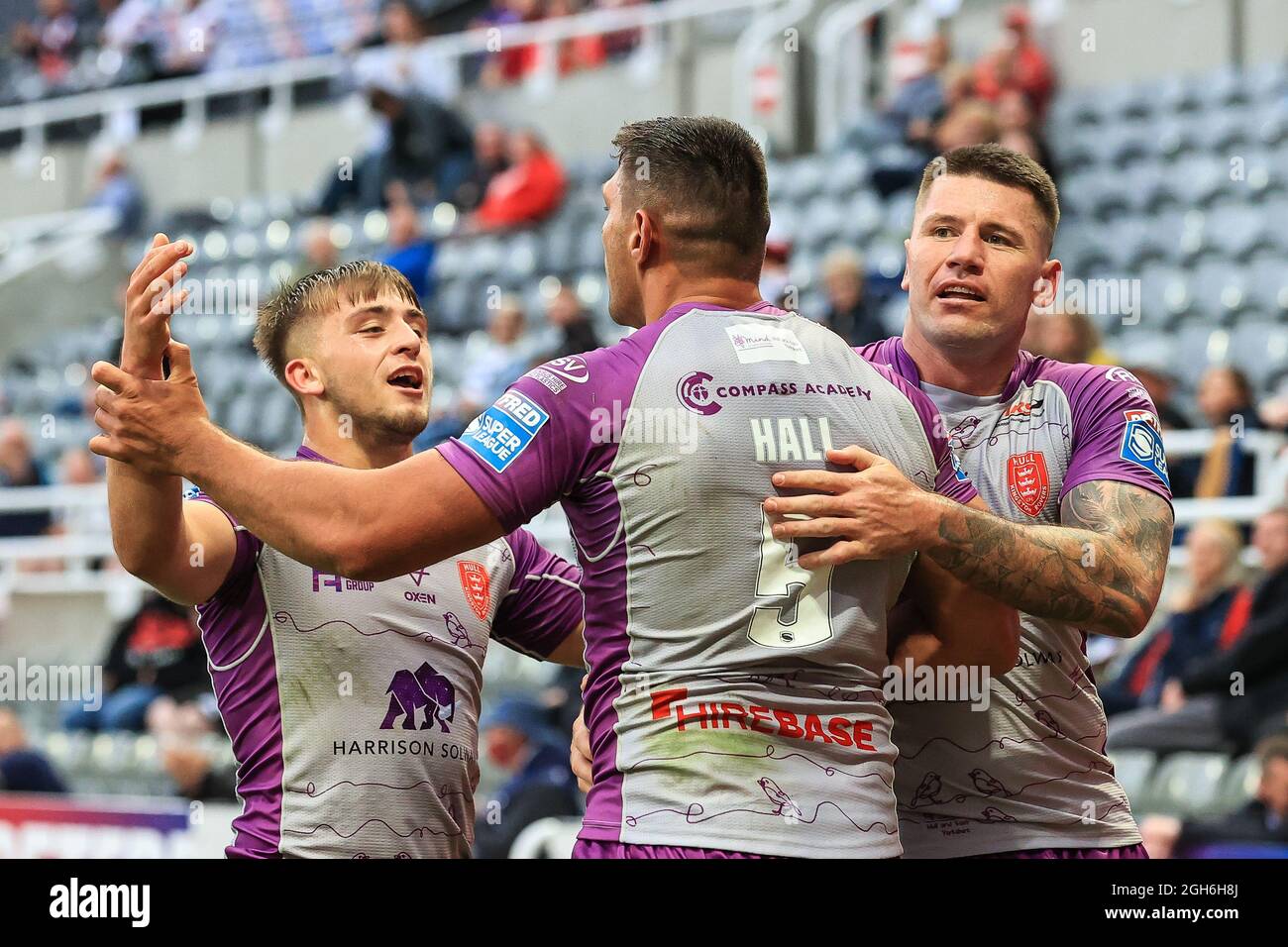 Ryan hall hi-res stock photography and images - Alamy