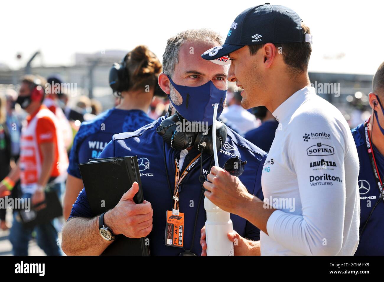 Formula 1 race engineer james hi-res stock photography and images - Alamy