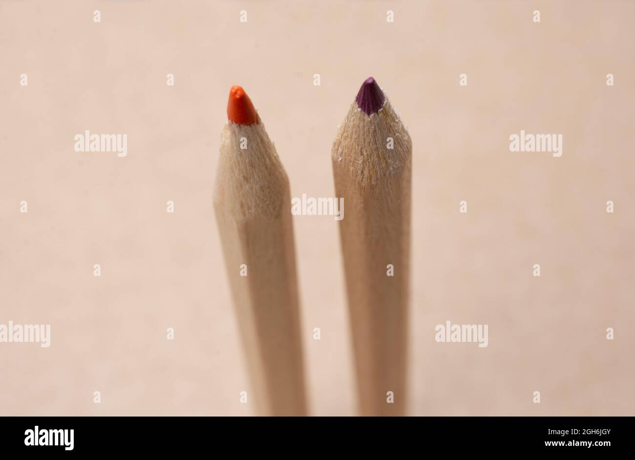 Two colored pencil hi-res stock photography and images - Alamy