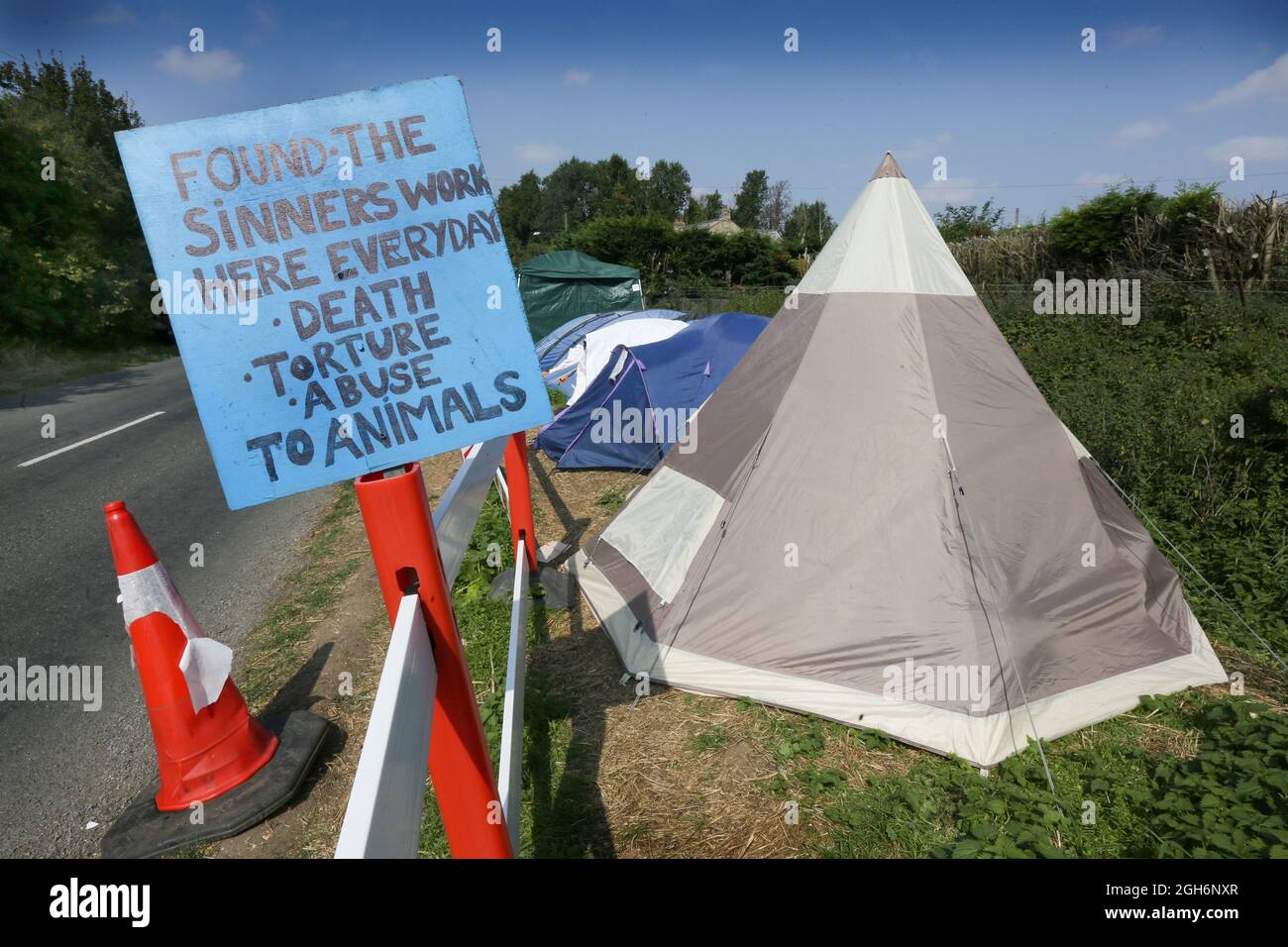 Tents and a sign seen at the roadside of Camp Beagle. 67 days on Camp ...