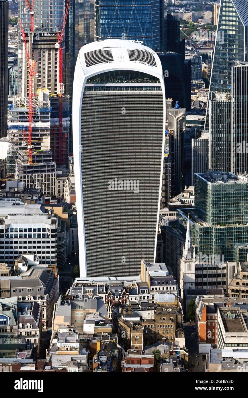 The fenchurch building aerial 2021 hi-res stock photography and images ...