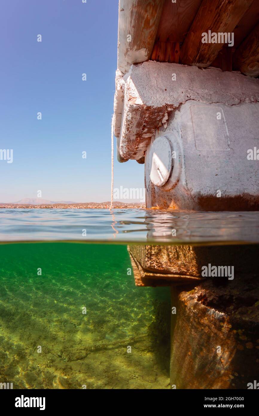 Split underwater hi-res stock photography and images - Alamy